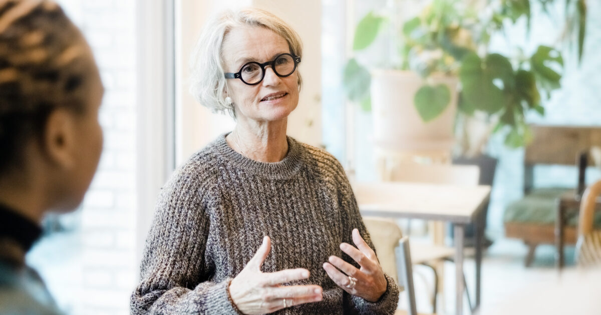 Mit deiner Stimme überzeugen: Tipps für Meetings & Präsentationen | karriere.at